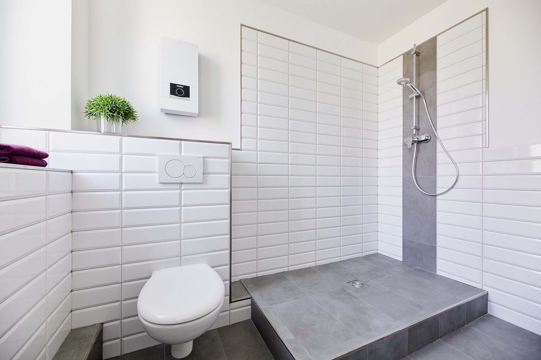 + Sind Sie Typ Dusche oder Typ Badewanne? + - HEBISCH IMMOBILIEN